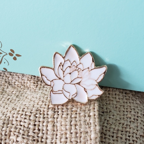 Jewelry | 525 White Lotus Flower Pin | Poshmark
